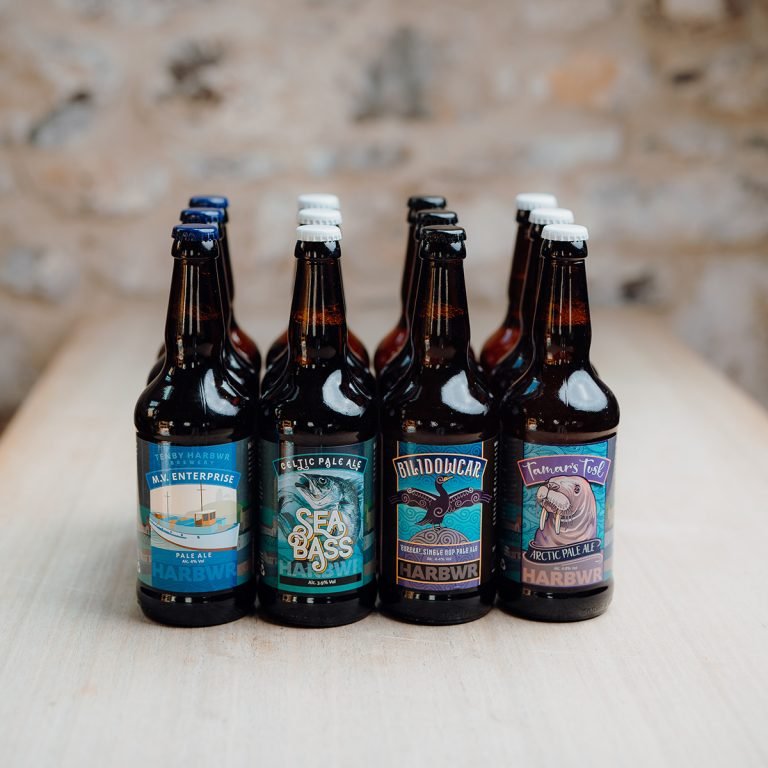 Home - HARBWR Tap & Kitchen, Tenby